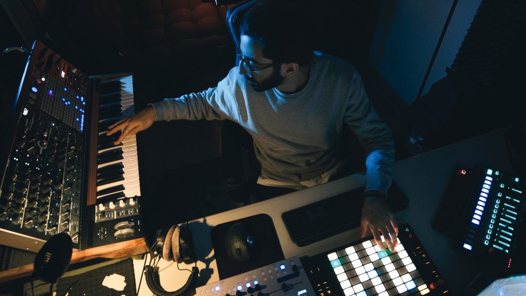 How to Use Soundful's AI Music Generator As a Drum Sampler | Soundful